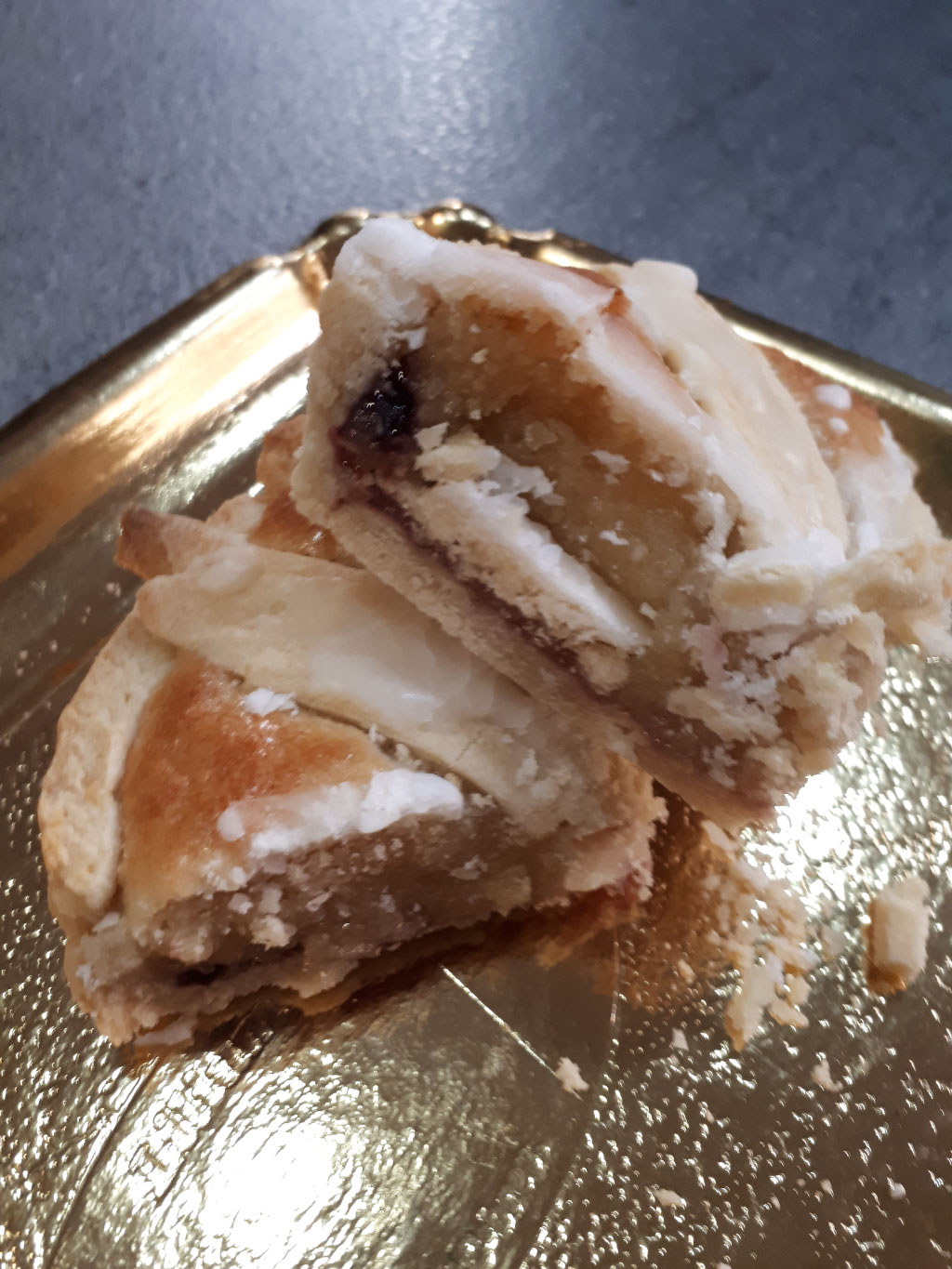 Għadam tal-mejtin - Traditional Maltese Bones - Veggy Malta