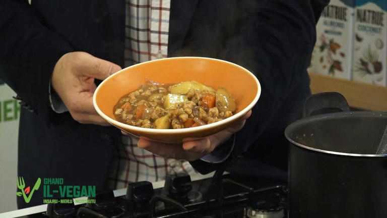 Vegan Beef (Soy) Stew - Veggy Malta